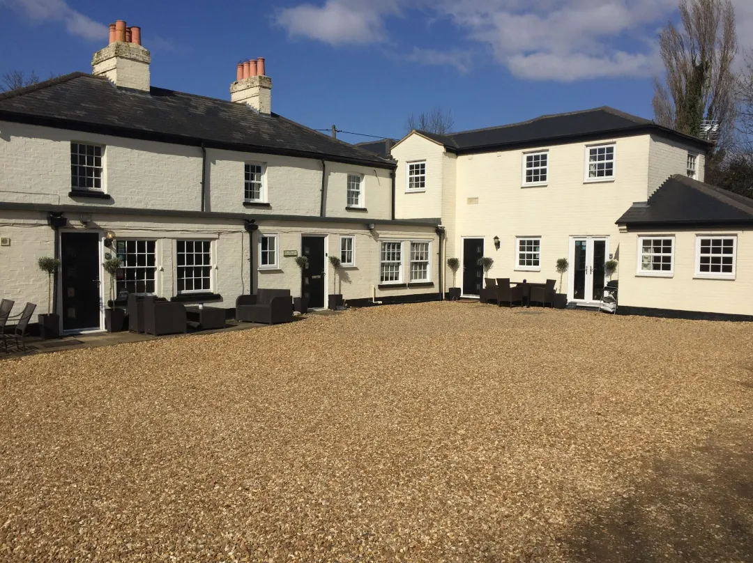 Whitehouse Guest House - St Neots
