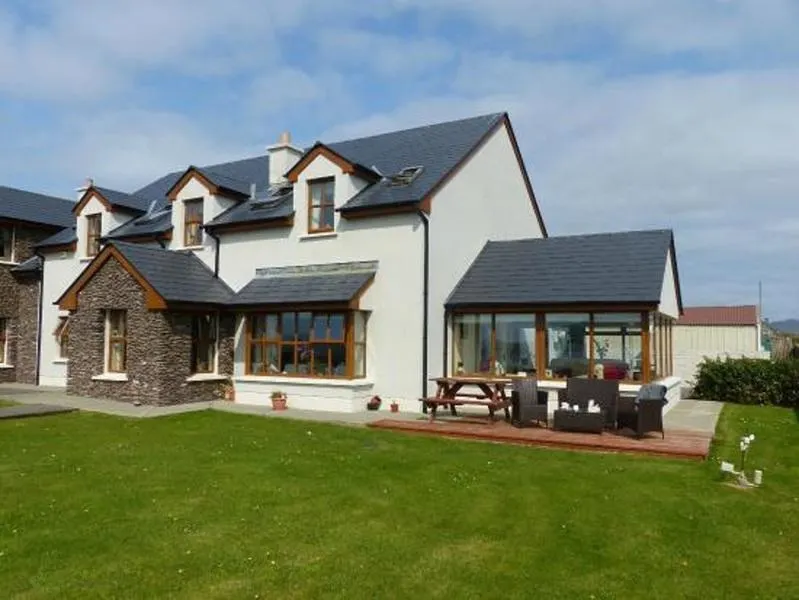 Imeall Na Mara - County Kerry