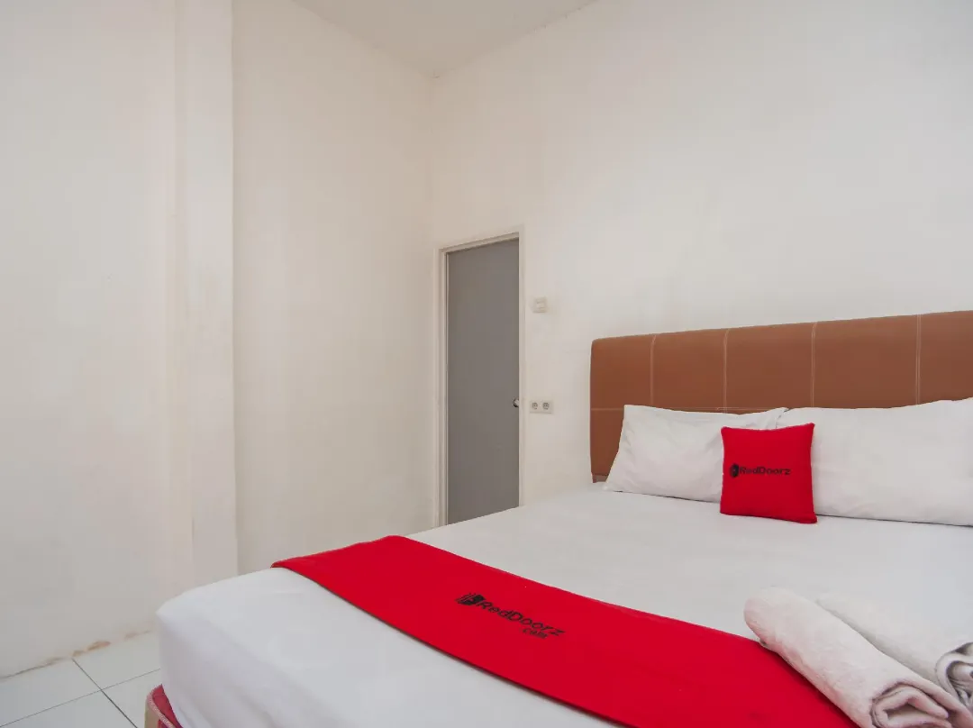 Reddoorz Near Jalan Jenderal Sudirman Palembang - Palembang