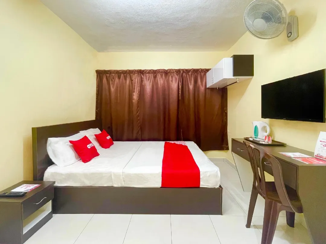 Oyo 90369 Safari Hotel Lumut - Seri Manjung