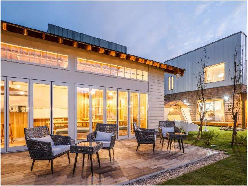 Nagahama Lifestyle Glamping Hotel - Lake Biwa