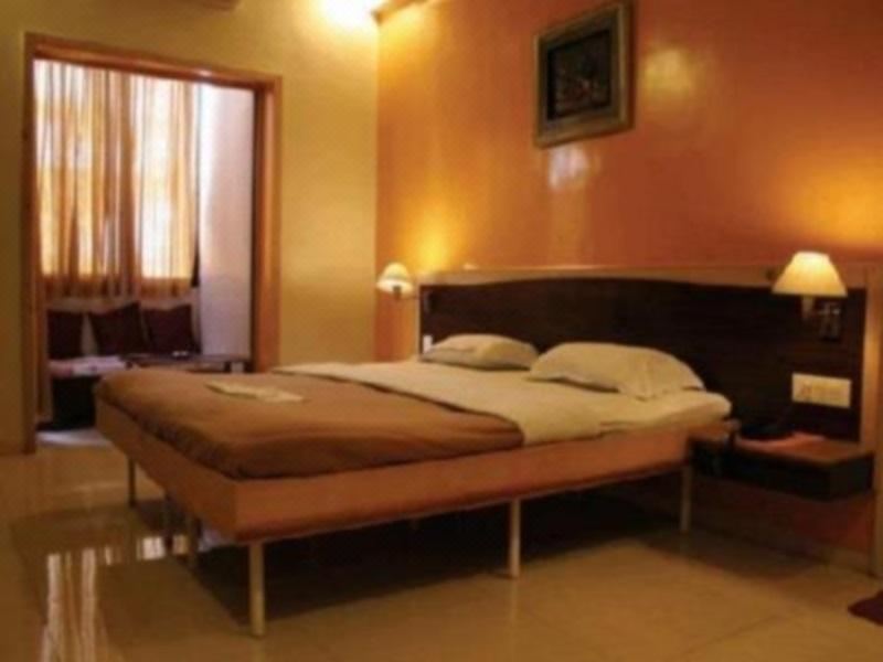 Hotel Parichay - Pune