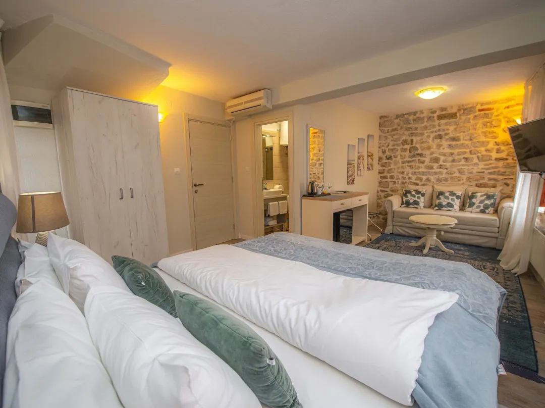 Antika Guesthouse - Kotor
