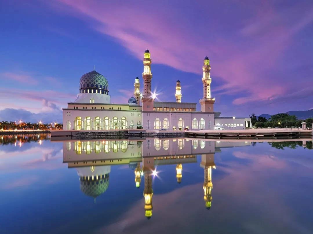 Check Inn 5 - Kota Kinabalu