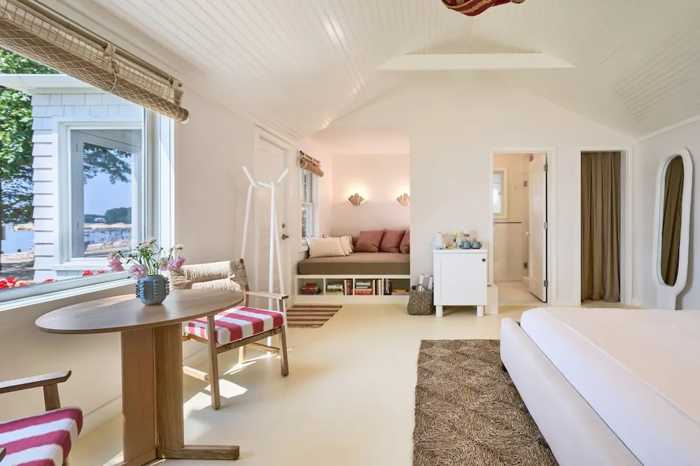 Silver Sands Motel & Beach Bungalows - The Hamptons, NY