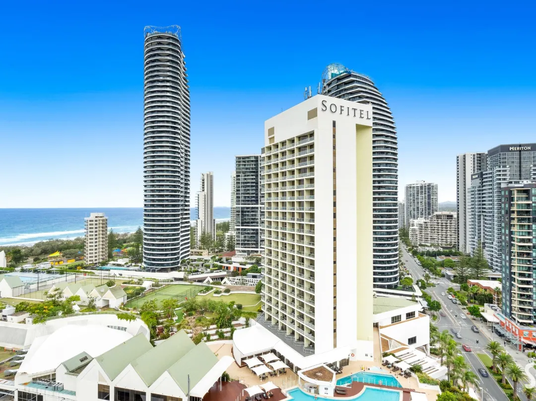 The Wave - Qstay - Broadbeach