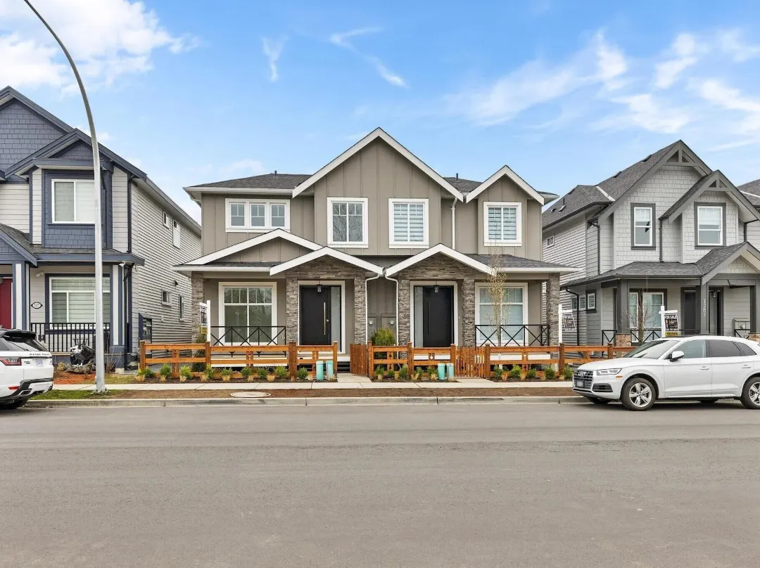 Levida Living - Cozy 2 Bedroom Suite At The Heart Of Langley - Surrey