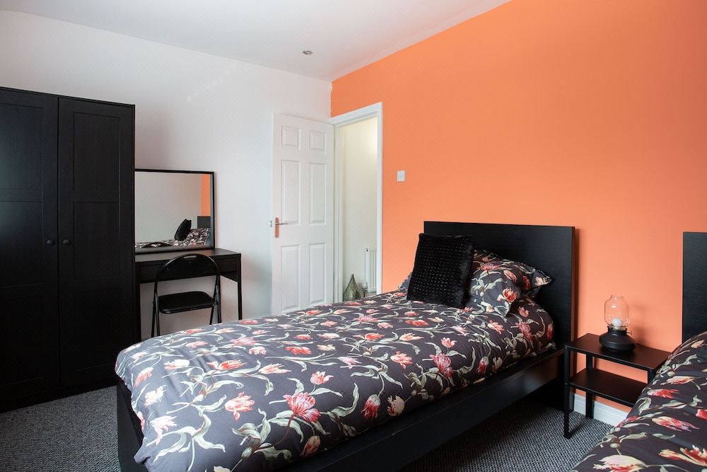 Fully Refurbished North Belfast Home 2 - Belfast