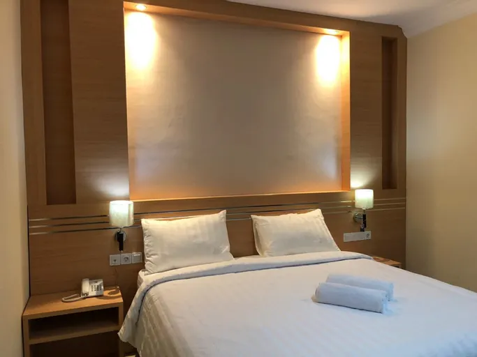 Lcr Hotel - East Nusa Tenggara