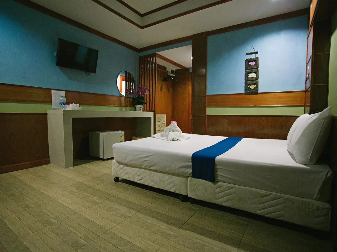 T.w. Sea View Hotel - Tha Sala