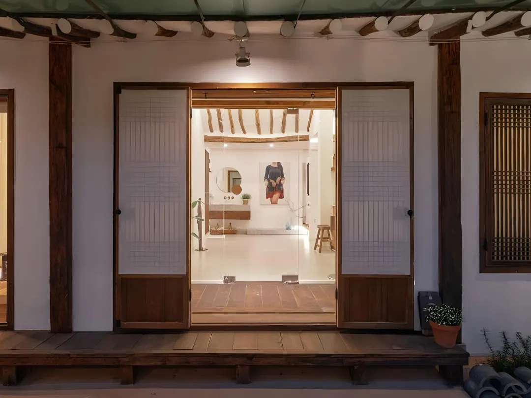 Geu Yeojane Jib Dokchae Pension - Jeonju-si