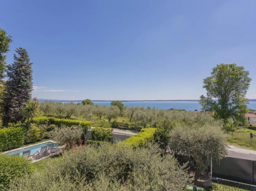 Insula Felix - Camera Deluxe Matrimonialedoppia Con Letti Singoli Con Vista Lago - Padenghe sul Garda