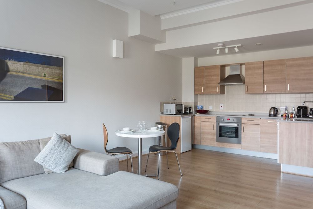 Premier Suites Plus Glasgow George Square - Glasgow