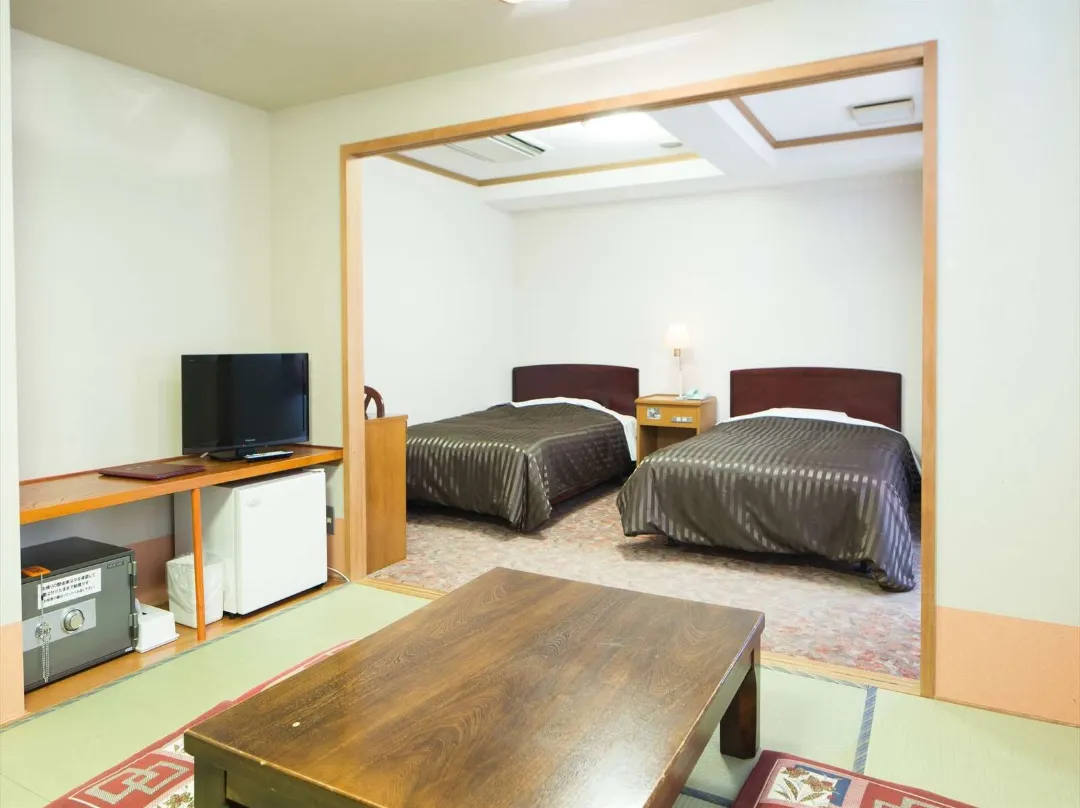 Ichimanri Hotel Golden Century - Saku