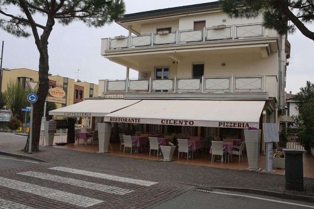 Champagne Rooms - Sirmione