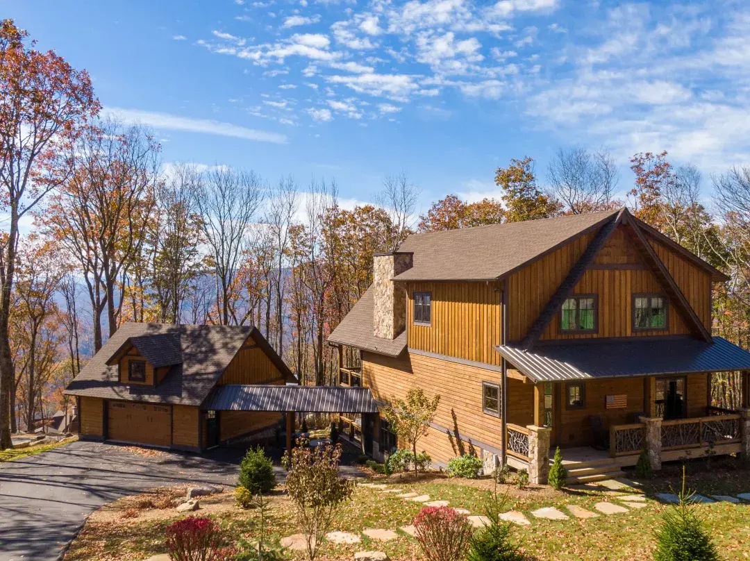 Scenic Views, Hot Tub And Game Room Fun - Elegant Retreat - Sugar Mountain, NC