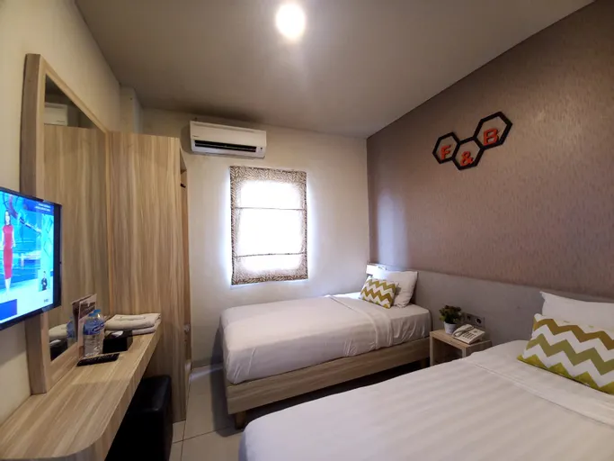 F&b Inn Sam Poo Kong Bandara Semarang - スマラン