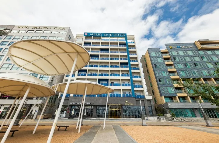 Merrymud Hotel - 고창군