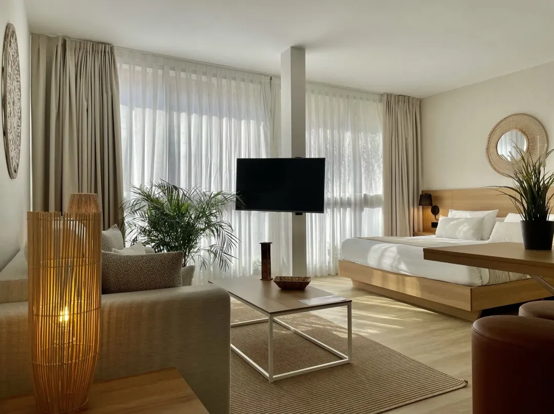 Hotel Emblemático Hi Suites - Santa Cruz de Tenerife