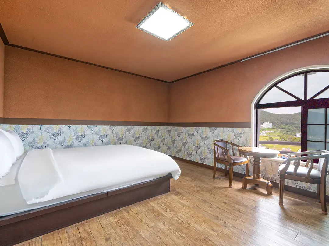 Namhae Wildflower Sea Motel - 남해군