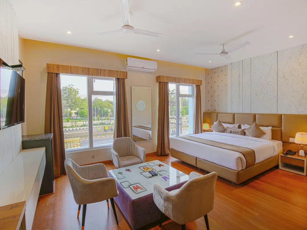 Hotel Ak Continental Zirakpur - Chandigarh
