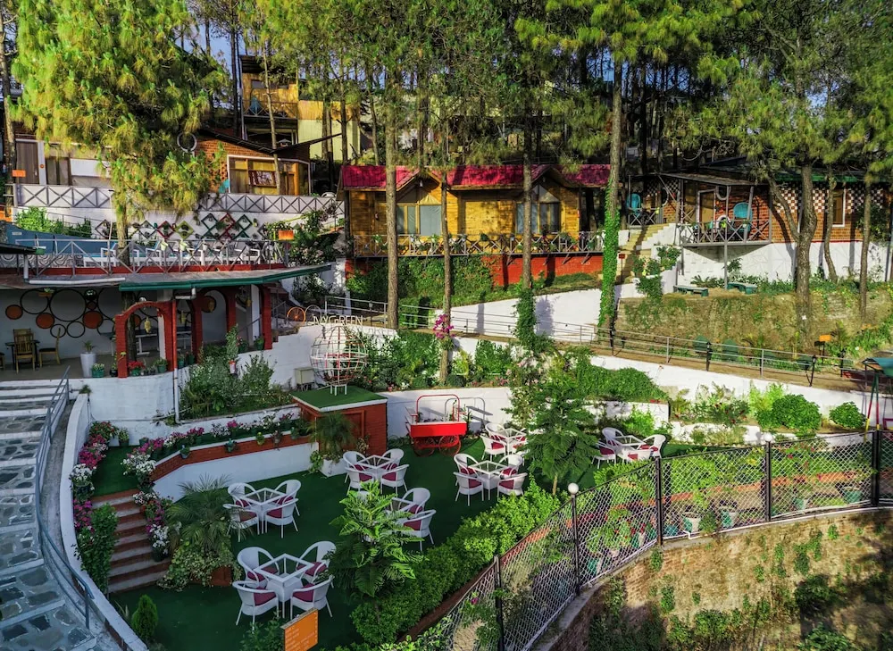 Zone Connect By The Park, Lansdowne - Lansdowne, India