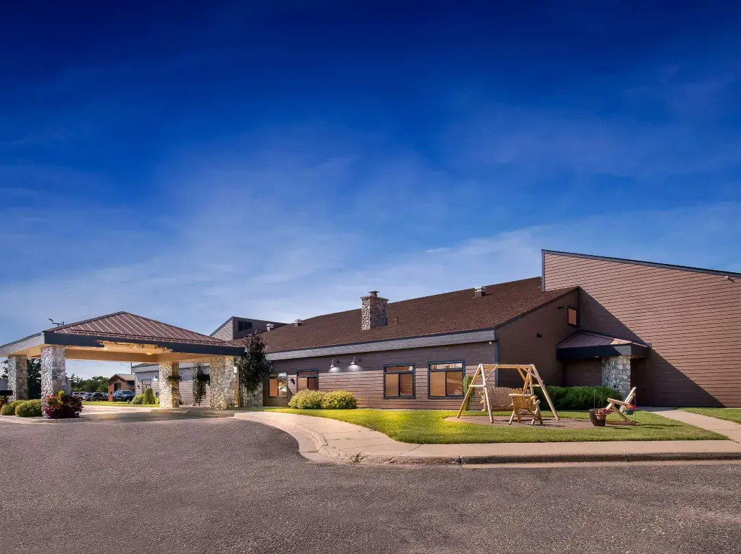 Heartland Inn  Suites, Surestay Collection By Best Western - Park Rapids, MN