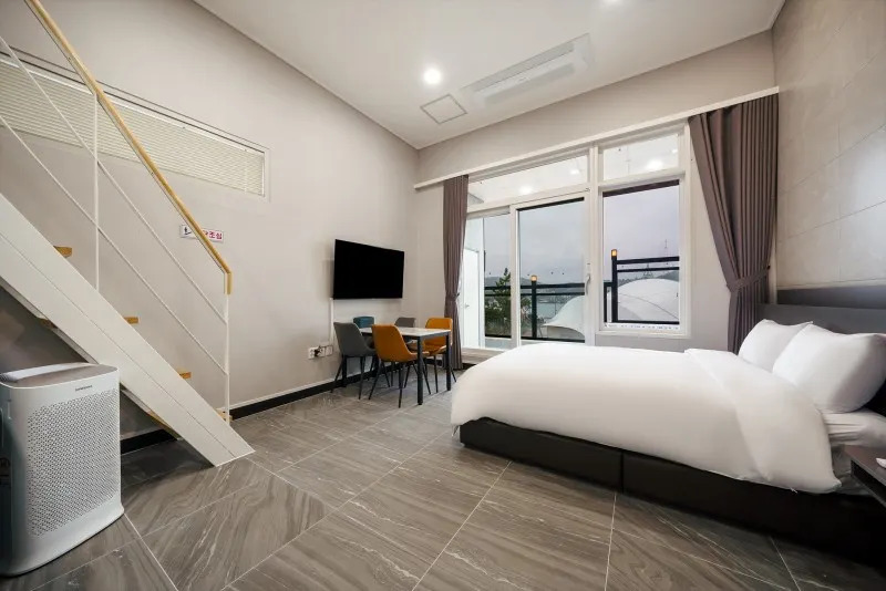 Yeosu Samhak 1947 Pool Villa - Yeosu