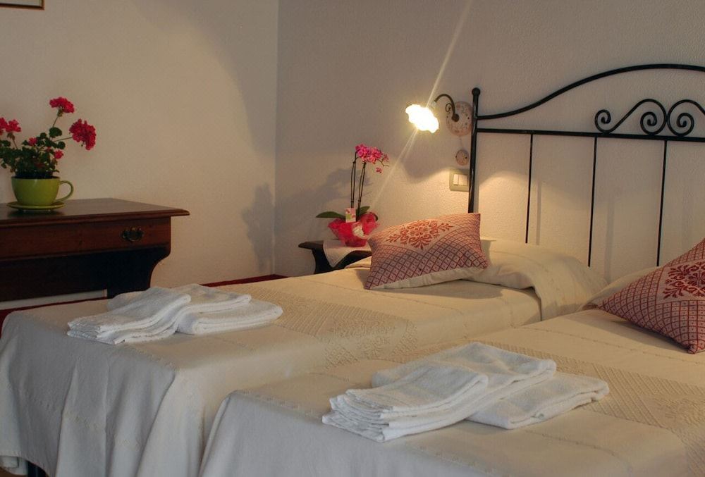 Country House S'ozzastru - Sardegna