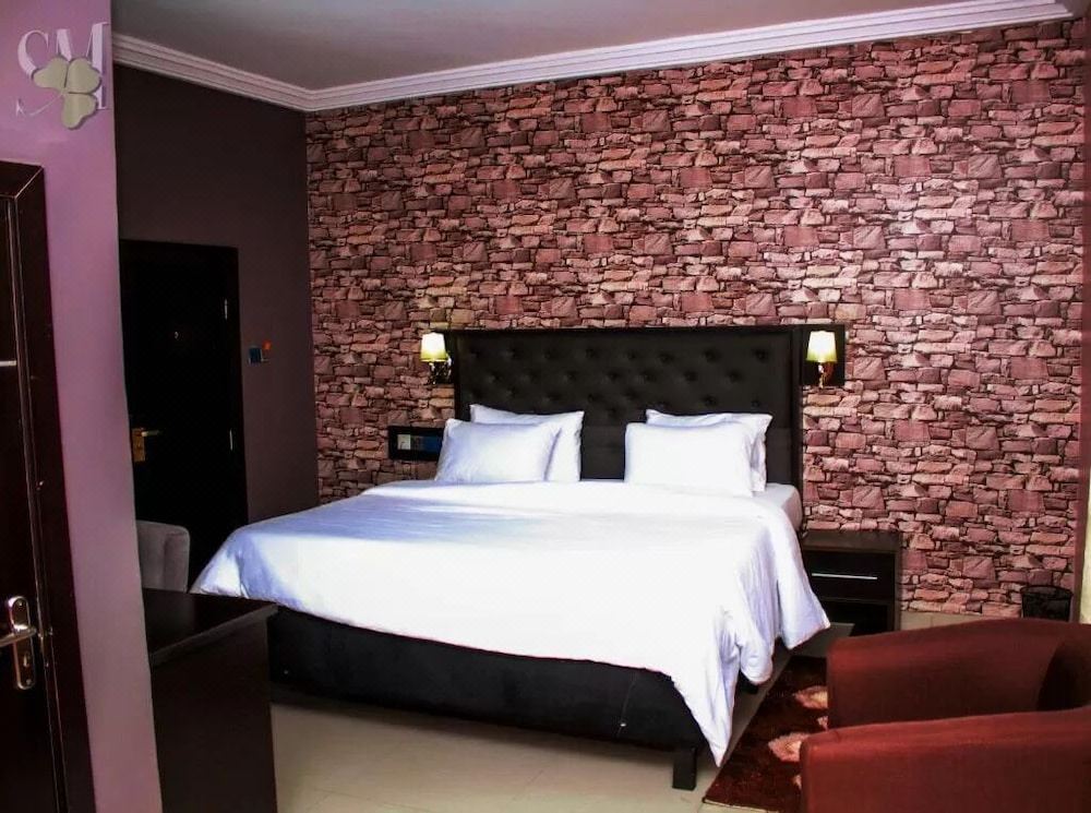 Shamrock Manor The Residence - Benin City