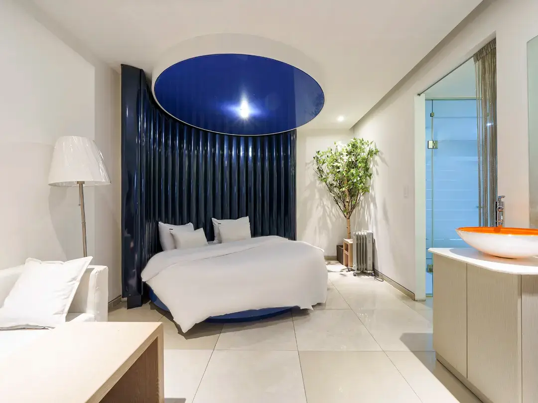 Infinity Hotel - Inczhon