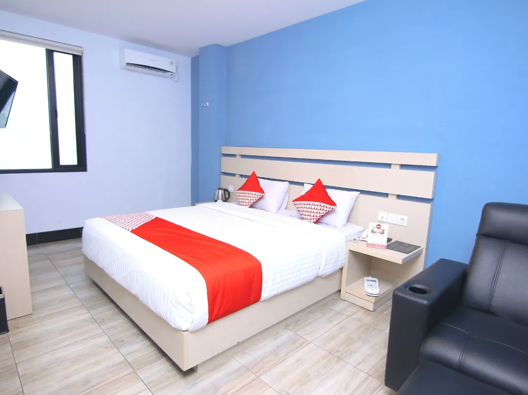 Budget Hotel By The Harbour - Padang