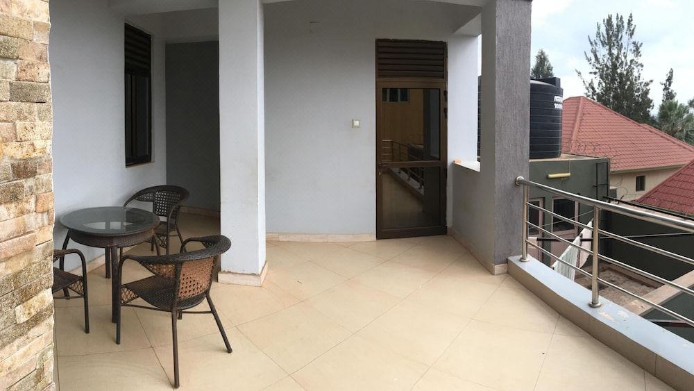 Room In House - Private Room With Jacuzzi In Kigali - Kigali