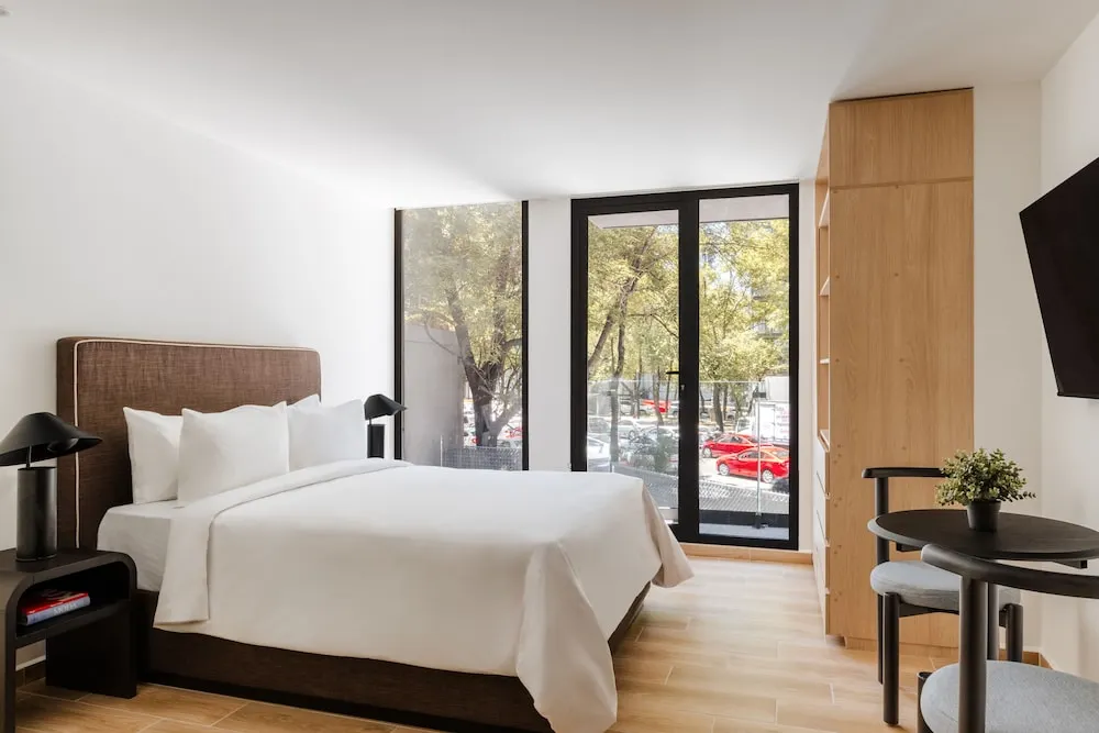 Crisol Suites Condesa - Mexico City