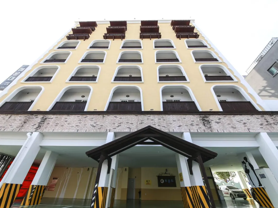 Chungju Toronto Hotel - Chungju