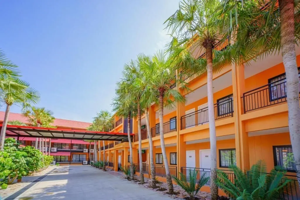 Nongnooch Tradition Resort - Pattaya