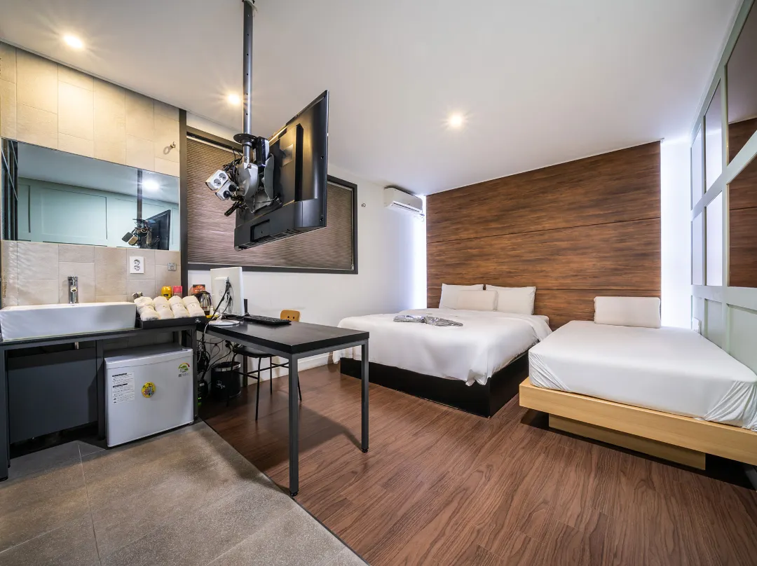 Siheung World Hotel - Ansan