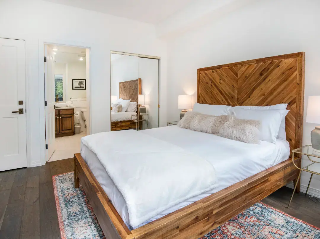 Stellar Mountain Views And Cozy Fireplace - Charming Alpine Retreat - Edwards, CO