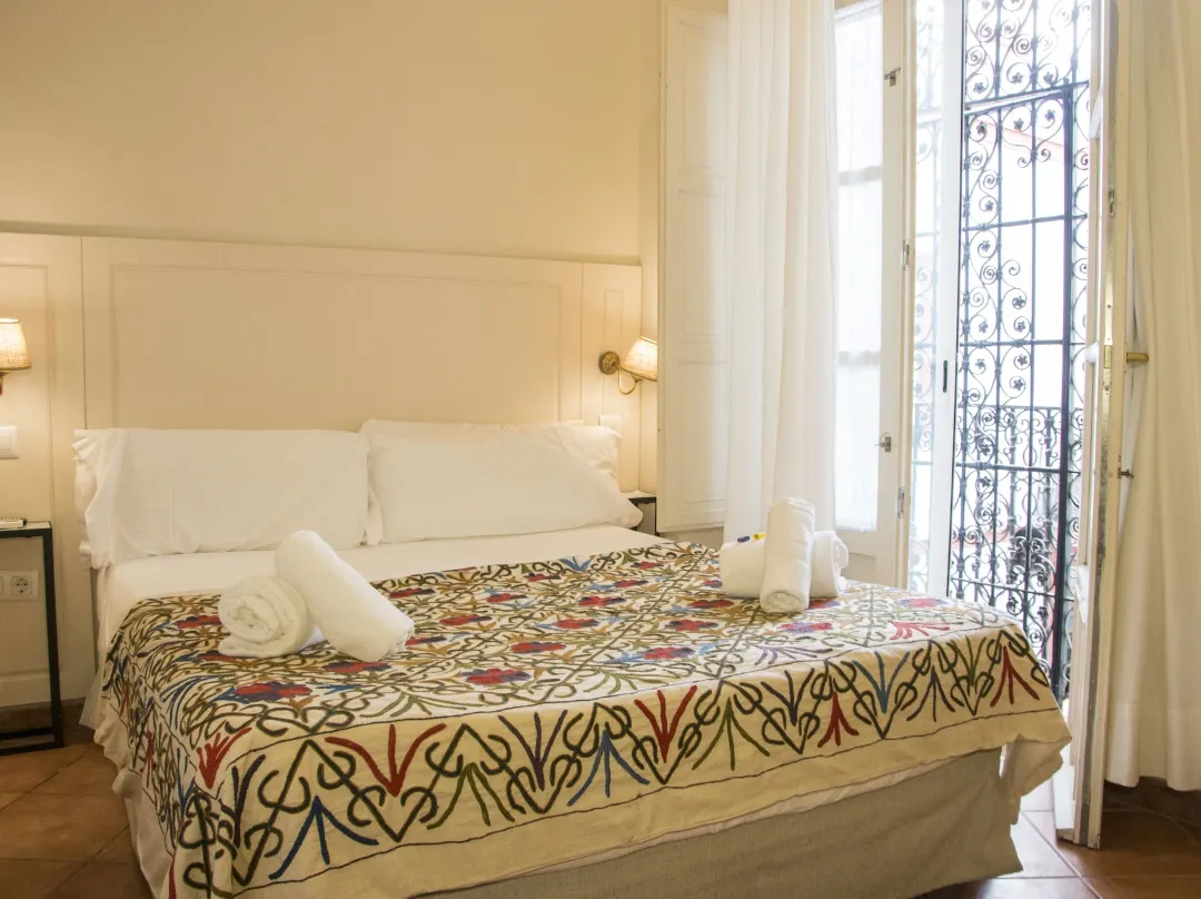 Hostal Callejón Del Agua - Seville, Spain