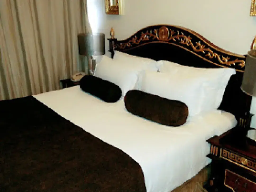 Owu Crown Hotel - Deluxe/twin Bed Room - Ibadan