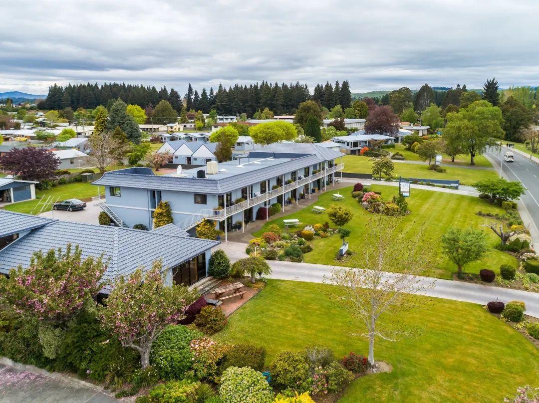 Lakeside Motel & Apartments - Te Anau