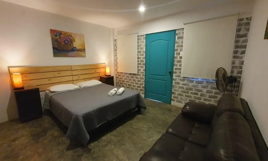 The Upcycled Hostel - Ica