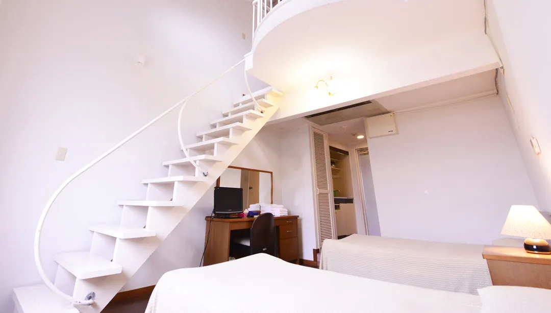 Petit Hotel Key West Club - Okinawa