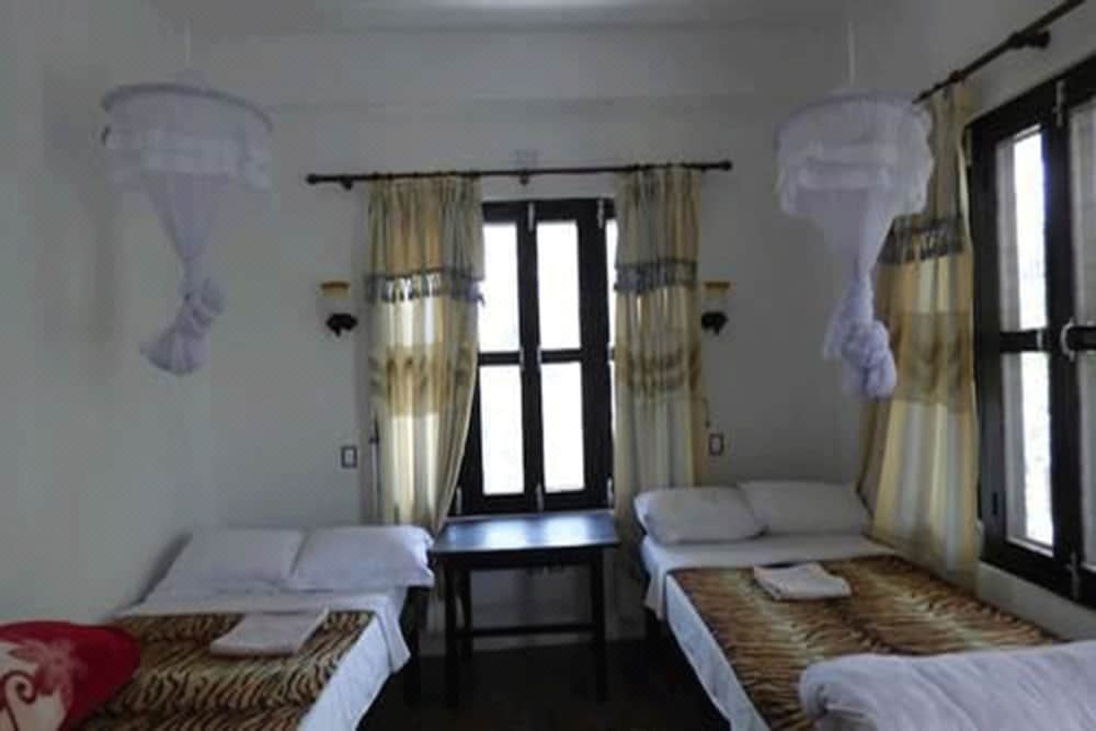 Chitwan Gaida Lodge - Shigatse