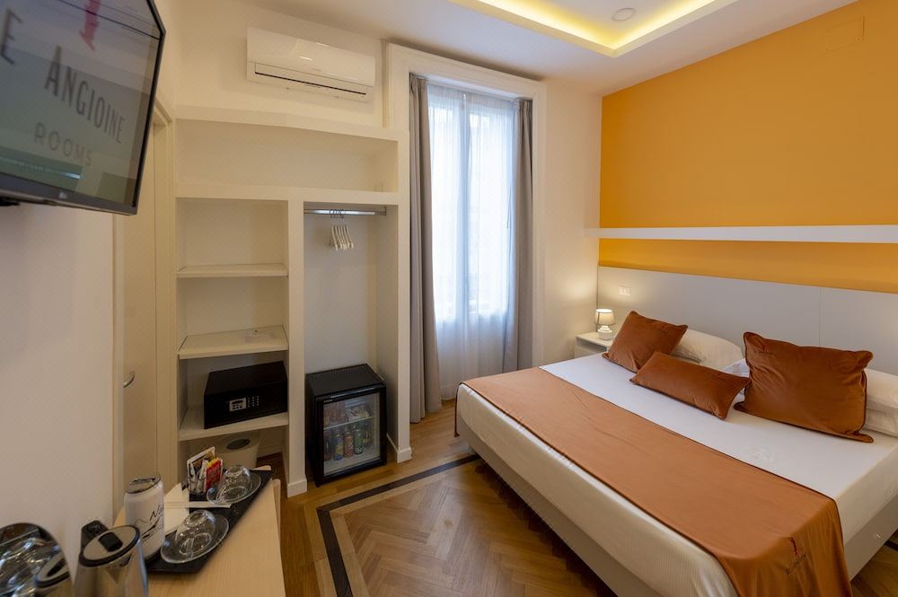 Le Angioine Rooms - Nápoles
