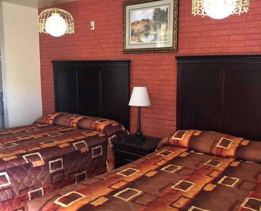 Economy Inn - Farmington, NM