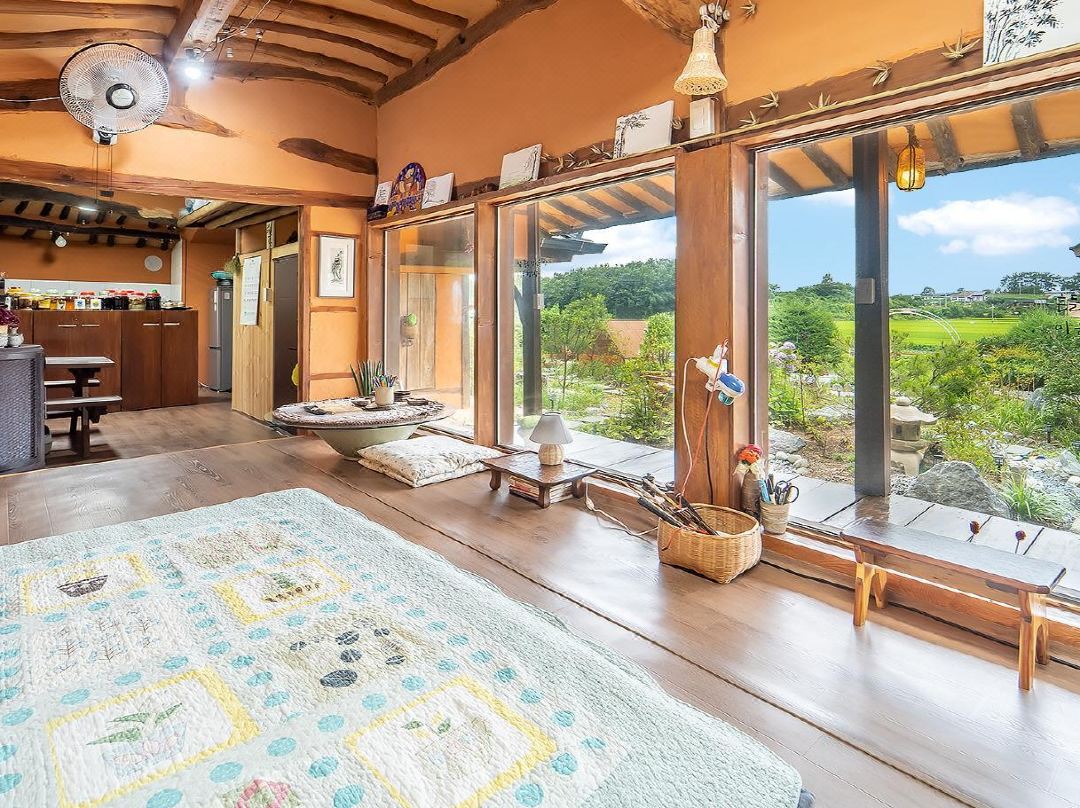 Taean Todamgil Pension - 인천광역시