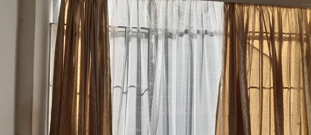 Tasumuka Savaal - Johannesburg