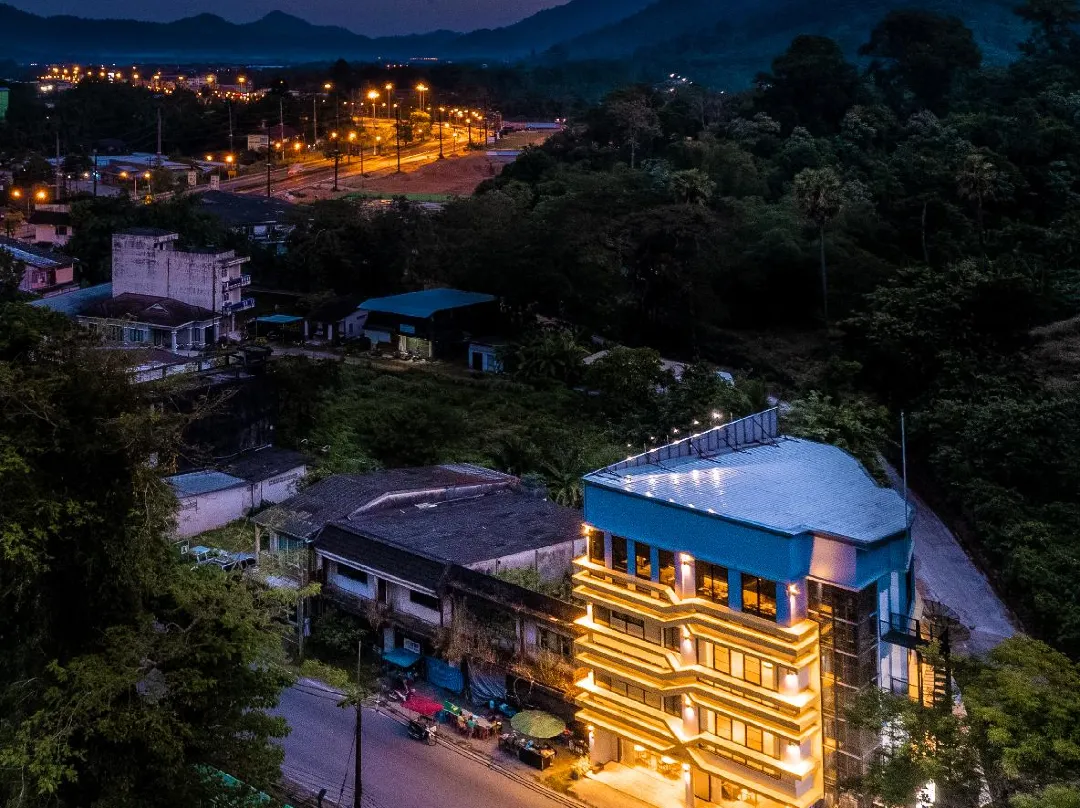 Karnyapha Hotspring Hotel - Ranong