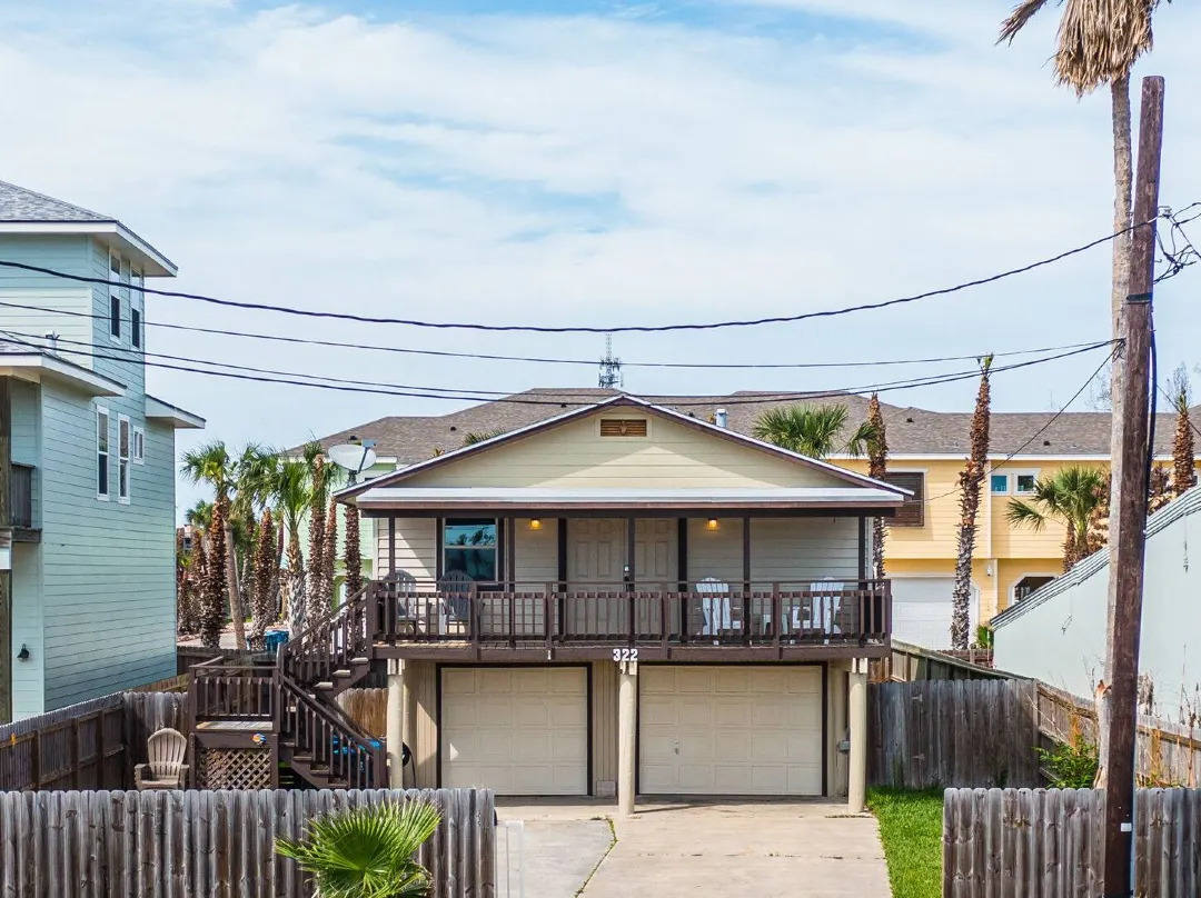 Pet Friendly, Private Heated Pool, Golf Cart Access - Port Aransas, TX